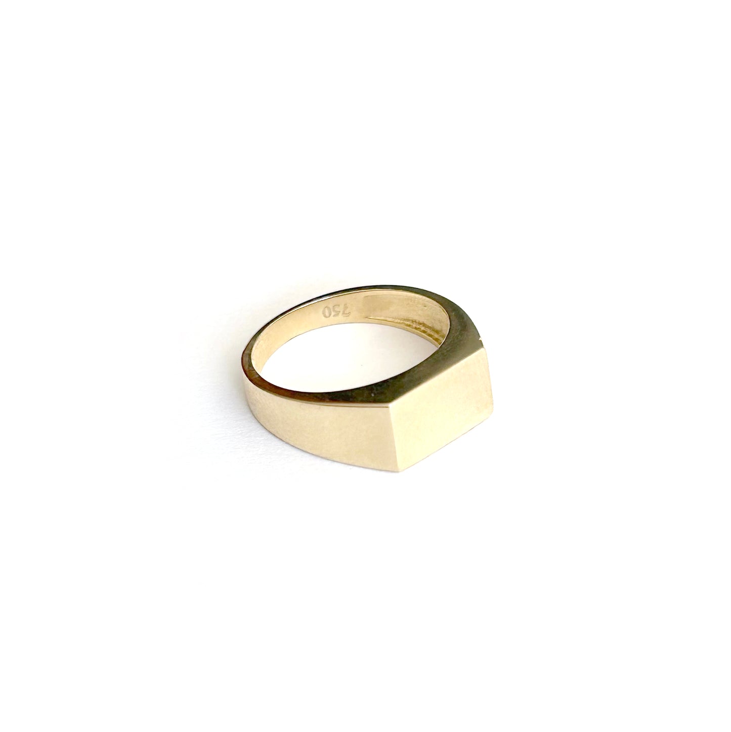 Mini Square Signet Ring – JoyJewels Fine Jewelry